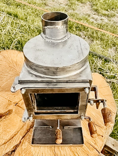 Die 5 besten Miniholzöfen für Camper und Tiny Houses